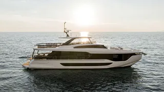 Azimut sells 22 units of Azimut Grande 26M